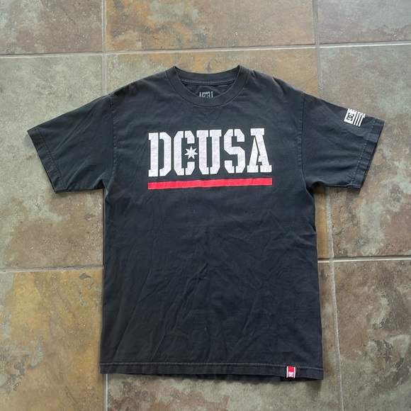 DC | Shirts | Dc Rob Dyrdek Usa Bar Mens Black Tshirt Good Condition ...